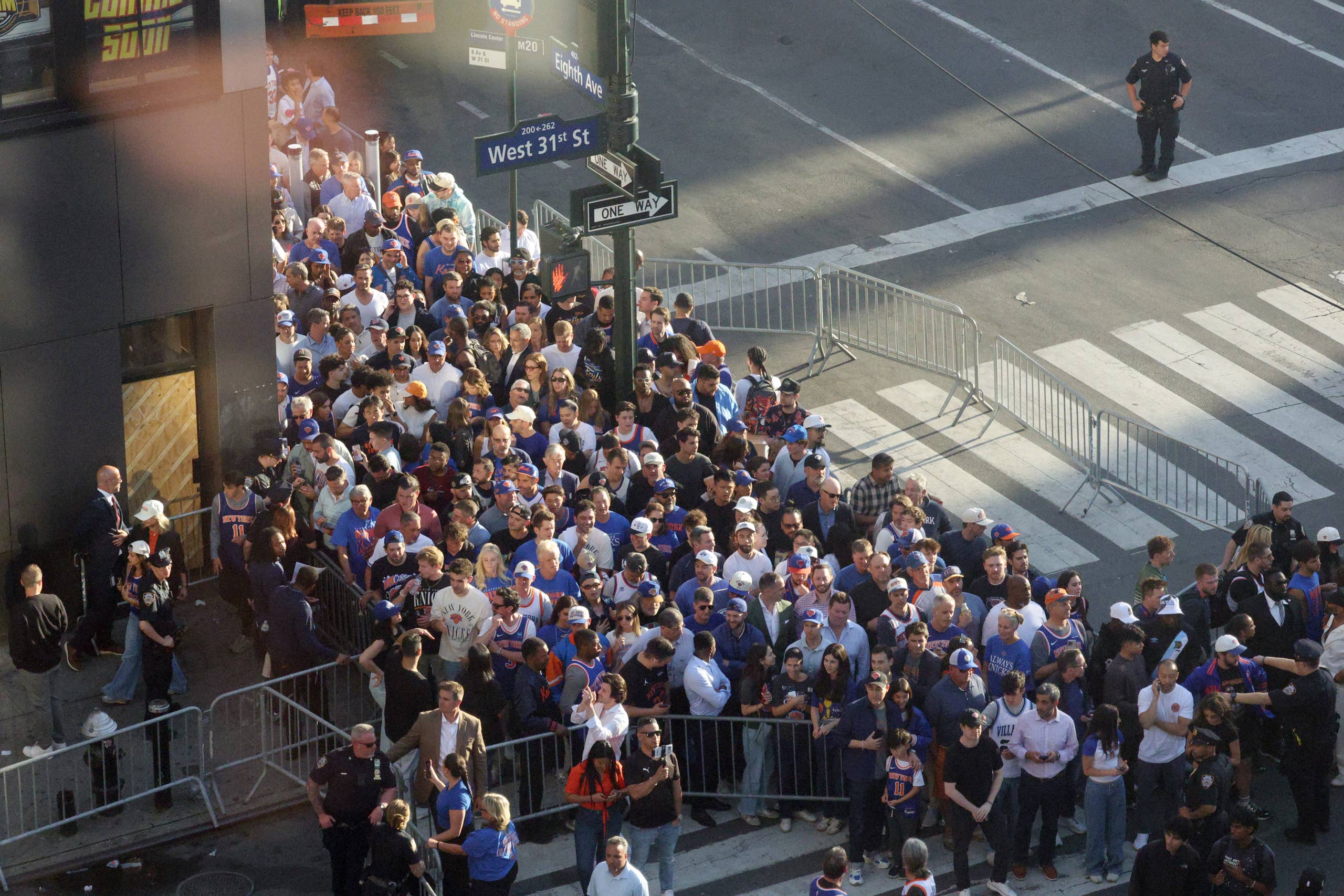 Dog Killed As New York Knicks Fan Celebrates 2026 Championship - The Spun