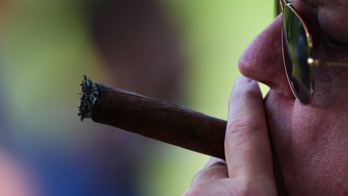 U.S. High School Athletes Punished For Cigars Photo Before State ...