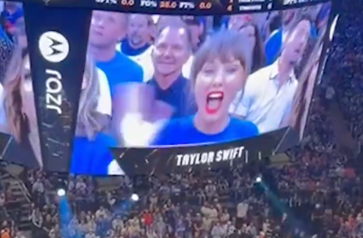 Video Shows Knicks' Crowd Had Very Different Reactions To President ...