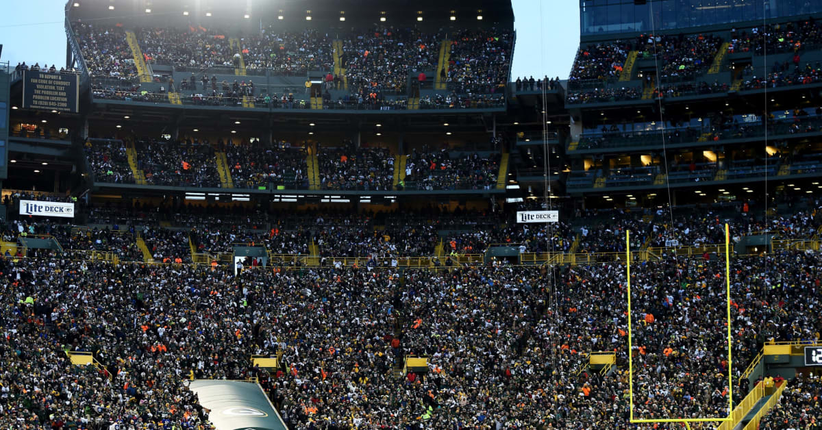 Packers Wide Receiver Looks "Faster," "Stronger" This Year - The Spun