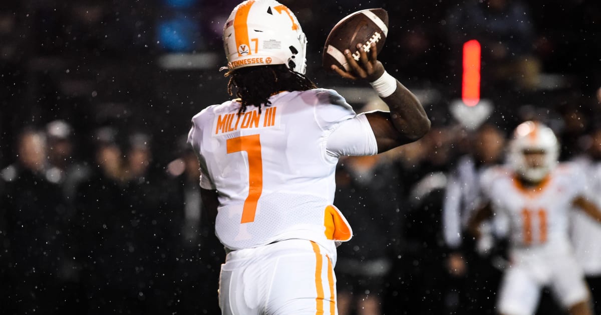 Look: College Football Analyst Names Quarterback With Strongest Arm ...