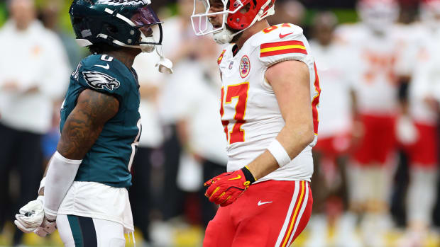 Eagles Star Called Out For 'Classless' Taylor Swift Taunt To Travis Kelce - The Spun