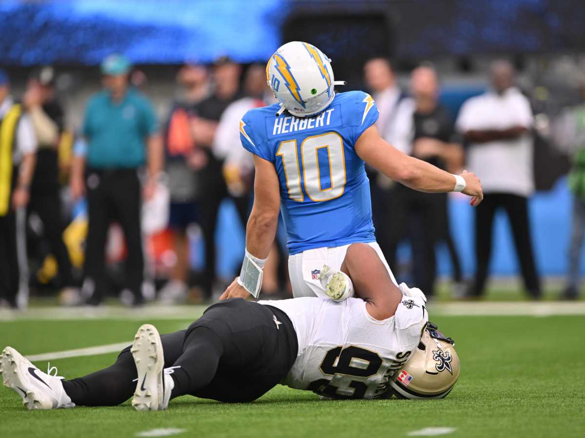 Saints Deny Dirty Play On Chargers Star QB Justin Herbert The Spun