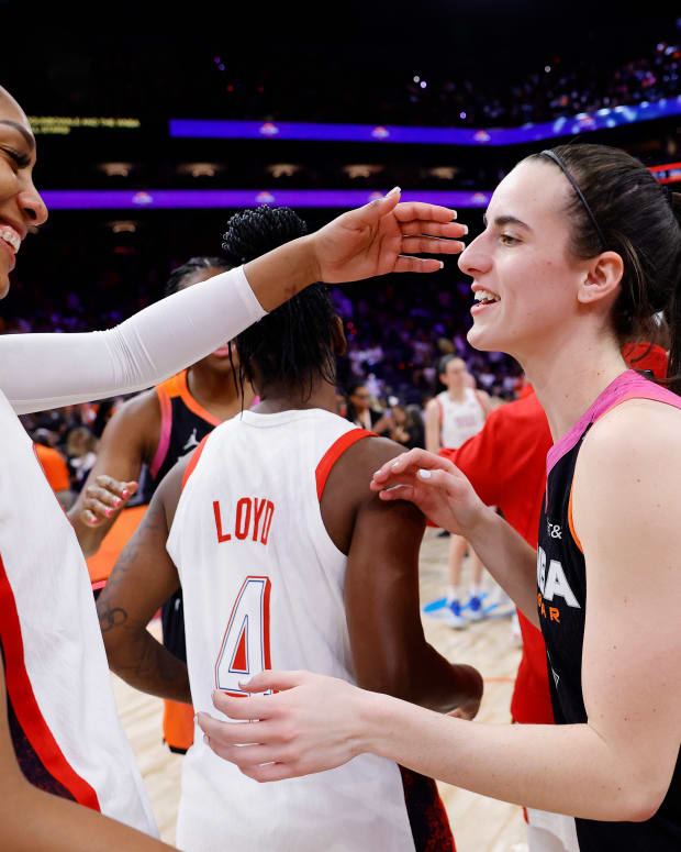 'MAGA' WNBA Star Shared Jaw-Dropping Swimsuit Photo - The Spun