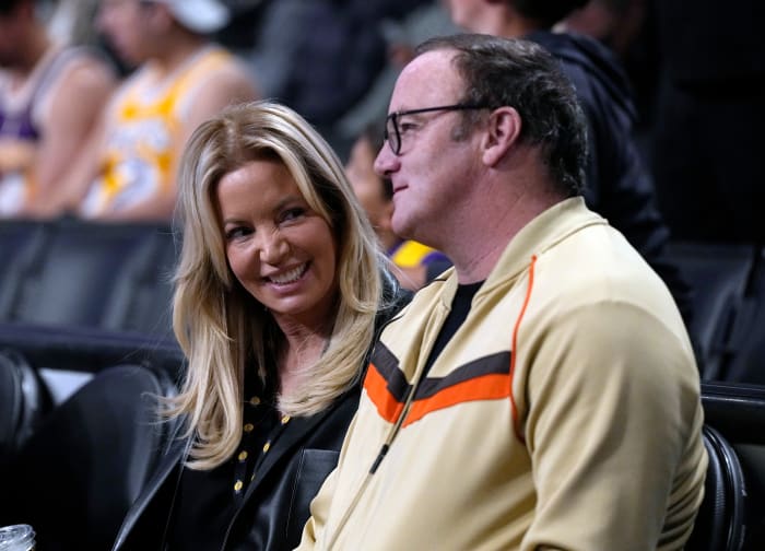 Photos: Meet The Man Engaged To Lakers Owner Jeanie Buss - The Spun