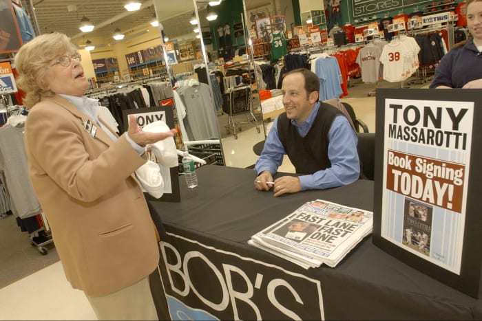 Look: Sports World Reacts To Boston Radio Controversy - The Spun