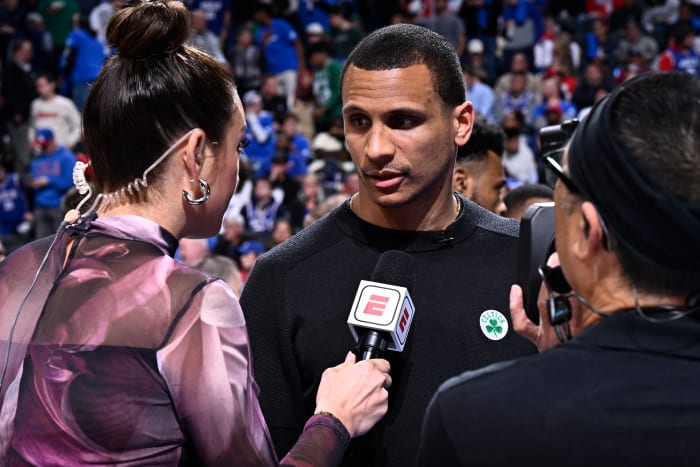 Celtics Coach Joe Mazzulla Sends Powerful Message With Postgame T-Shirt - The Spun