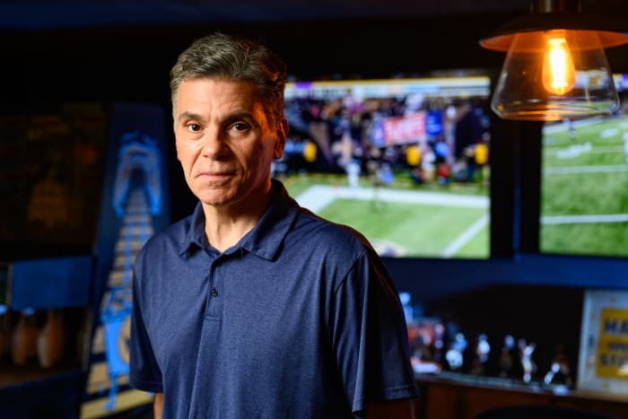 Mike Florio Refuses To Apologize For Where He Stands Politically - The Spun