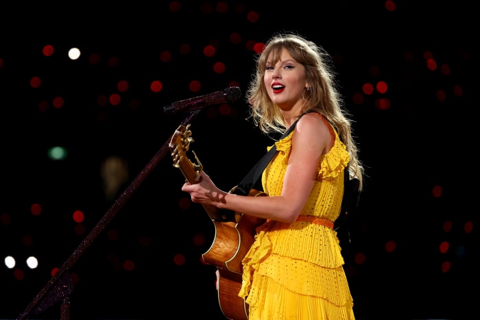 Taylor Swift Has 'Probably' Made Pick For 2024 Presidential Election ...