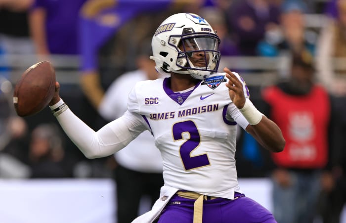 James Madison Star Quarterback Jordan McCloud Announces Transfer - The Spun