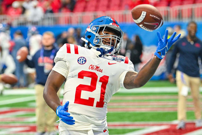 Kedrick Reescano, No. 8 RB In 2023 Class, Announces Transfer Commitment ...