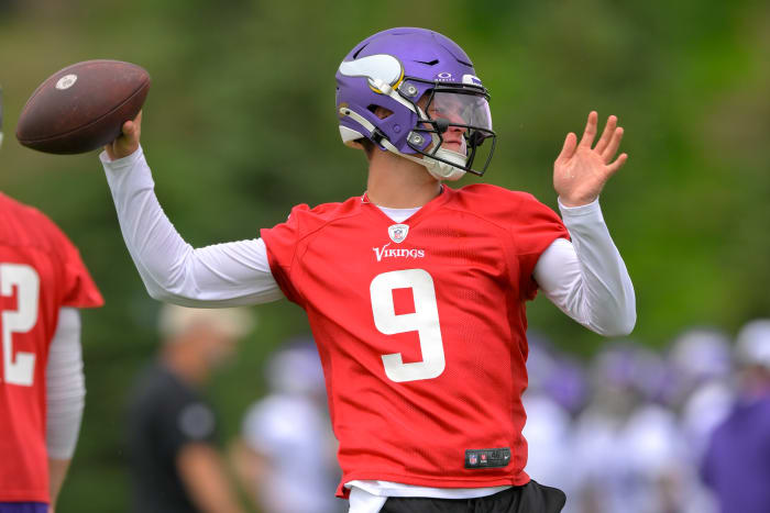 Report: Vikings Will Be Getting Major QB Trade Calls This Offseason ...