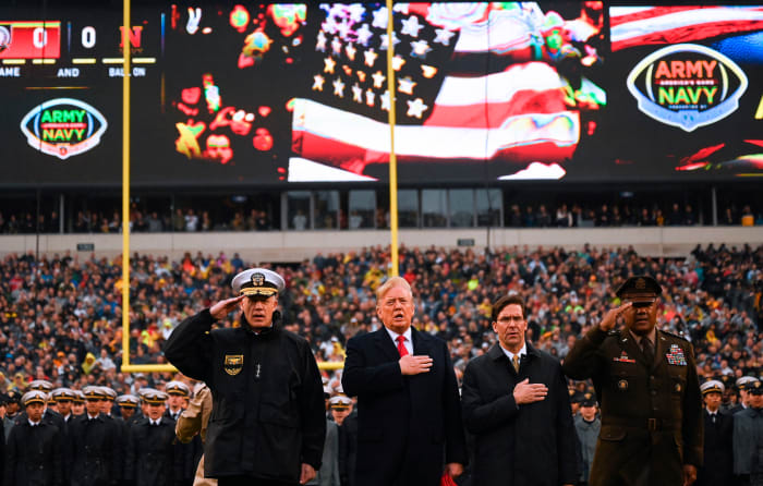 Donald Trump Is Attending Notable NFL Game On Sunday - The Spun