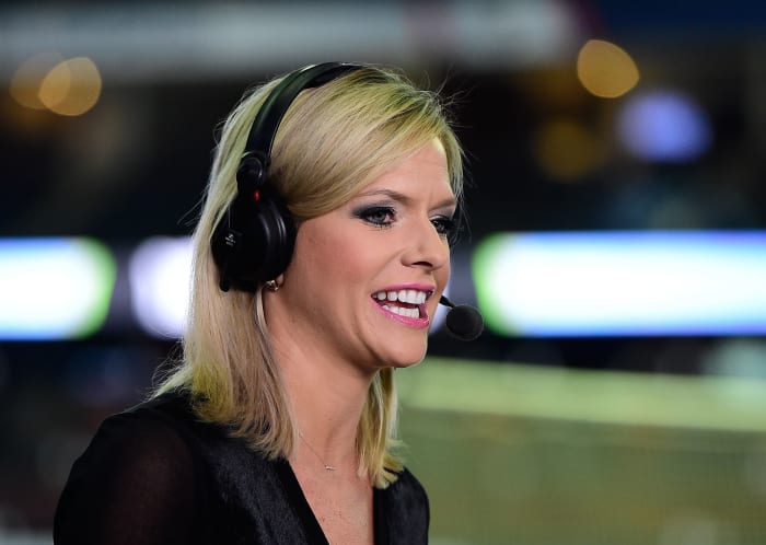 Meet The NBC Sideline Reporter Who Went Viral On Saturday - The Spun