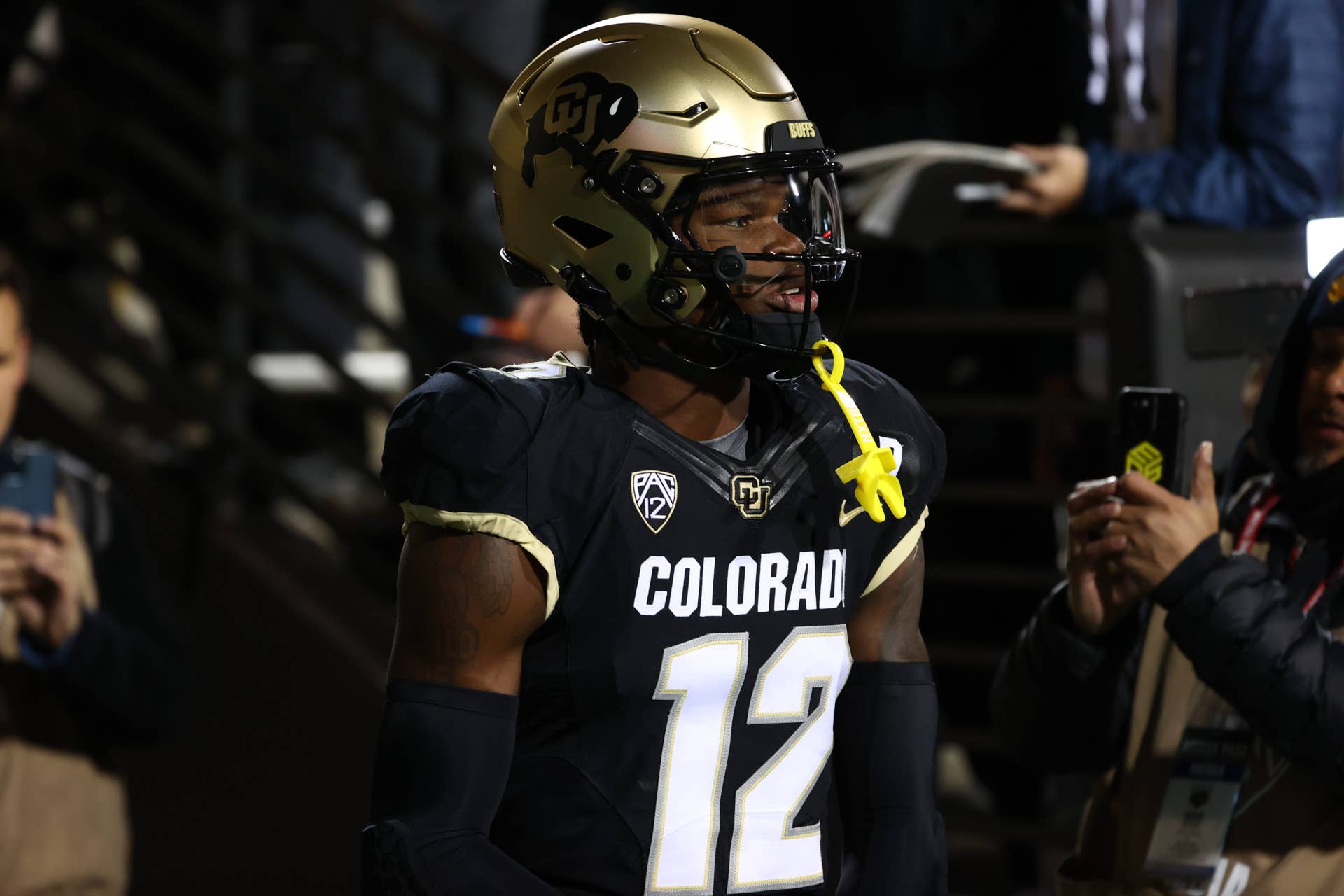 Travis Hunter Snubs Cam Newton During Colorado Game - The Spun