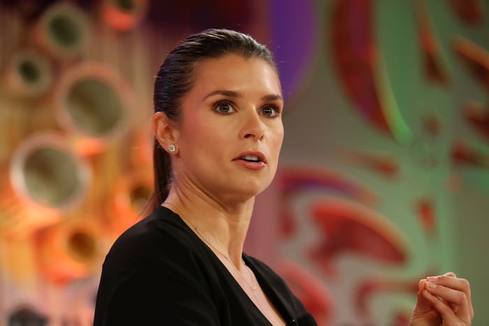 Danica Patrick Turns Heads With Her Preferred Sleeping Temperature ...