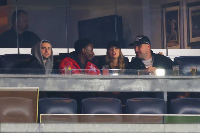 Travis Kelce Admits He Had 'Mixed Feelings' About Yankee Stadium Date ... Travis Kelce Admits He Had 'Mixed Feelings' About Yankee Stadium Date ...