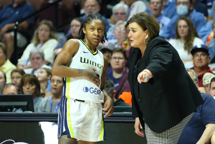 WNBA Head Coach Fired Friday Afternoon - The Spun