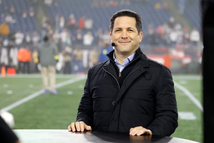 Meet The Wife Of ESPN NFL Insider Adam Schefter - The Spun
