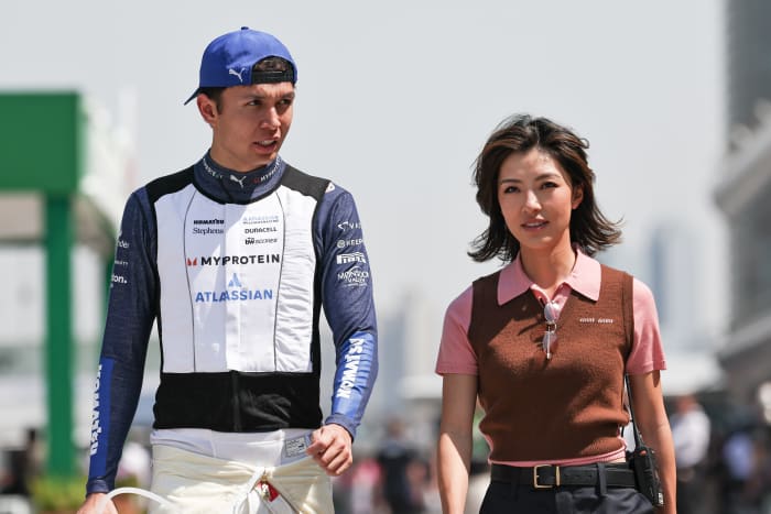 Formula 1 Driver Alex Albon Is Dating 'Stunning' Female Golf Star - The ...