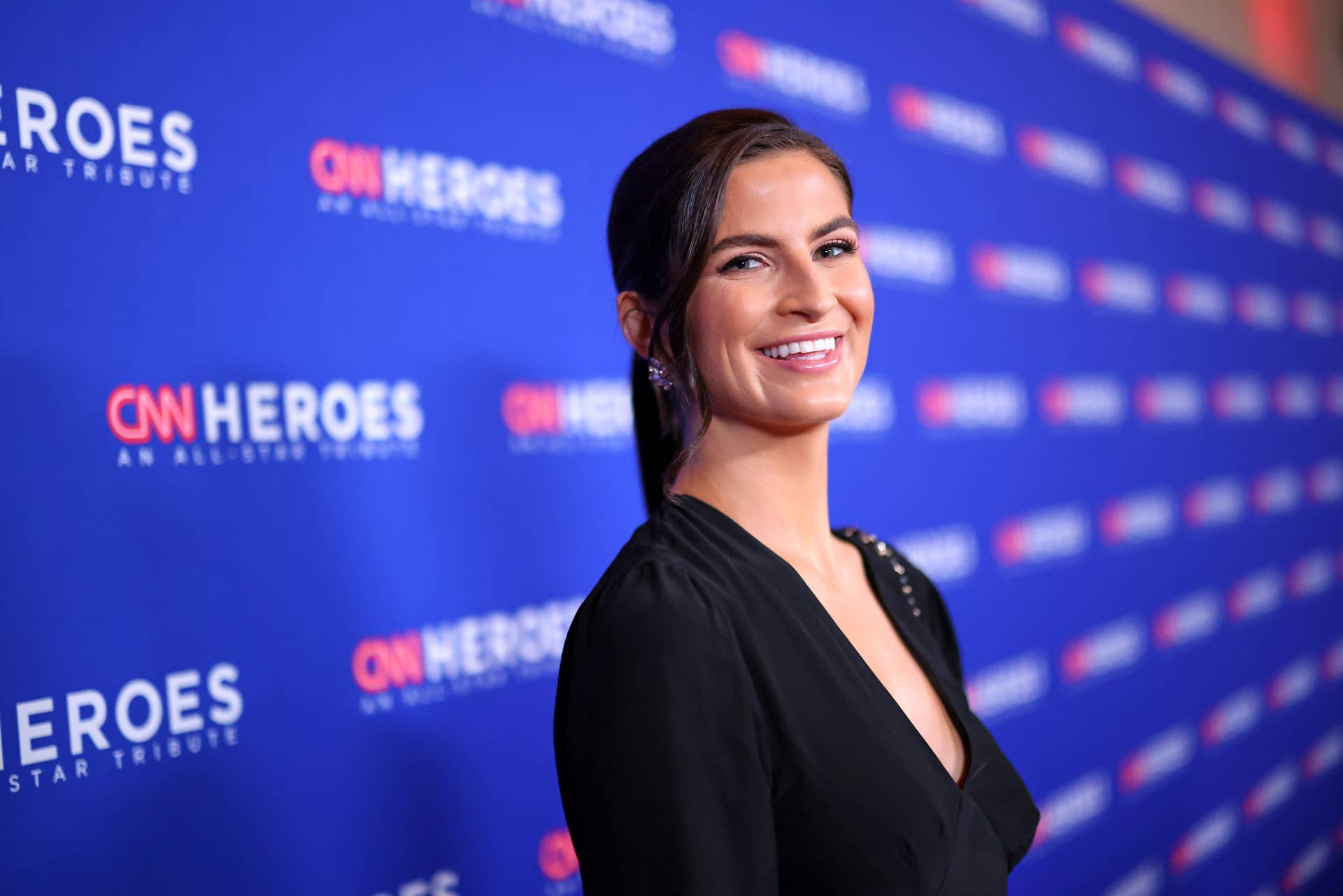 'Stunning' - CNN Anchor Kaitlan Collins Turns Heads In Blue Swimsuit ...