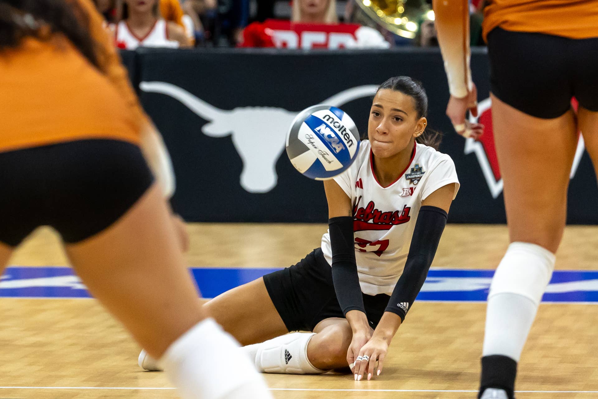 Nebraska Volleyball Star Harper Murray Stuns In Jaw-Dropping Photoshoot ...