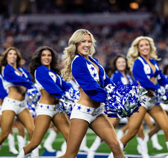 'Bombshell' Cowboys Cheerleader Stuns With NFL Draft Photo - The Spun