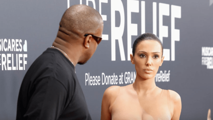 Former NFL Star Loved Kanye West Wife's Controversial Outfit - The Spun Former NFL Star Loved Kanye West Wife's Controversial Outfit - The Spun