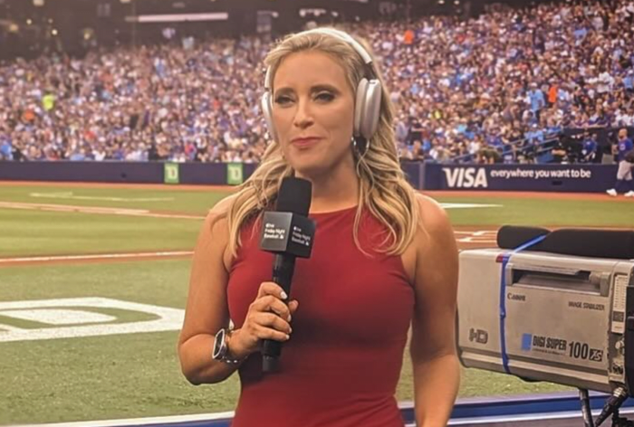MLB Reporter Turns Heads With Her Opening Day Outfit - The Spun
