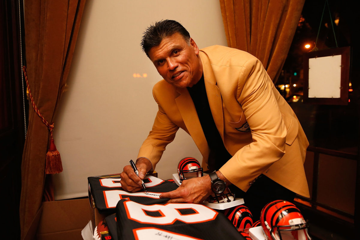 Q&A With Anthony Munoz: Hydroxycut Partnership, Super Bowl - The Spun