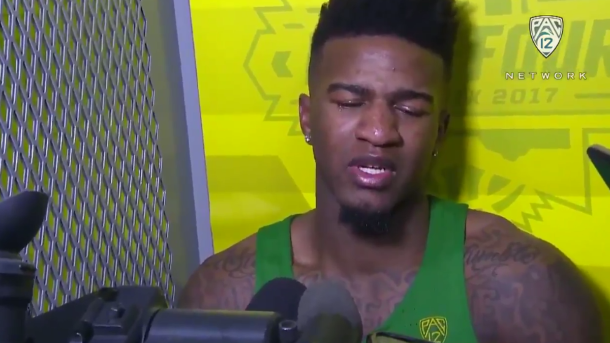 Video: Jordan Bell Takes The Blame For Oregon's Loss - The Spun
