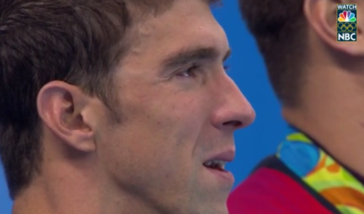 Watch Michael Phelps Tear Up In Final Olympic Medal Ceremony - The Spun