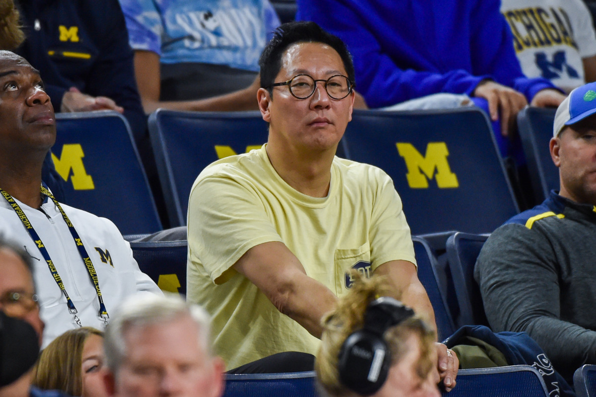 Michigan President Santa Ono's Bid For SEC Job Gets Rejected - The Spun
