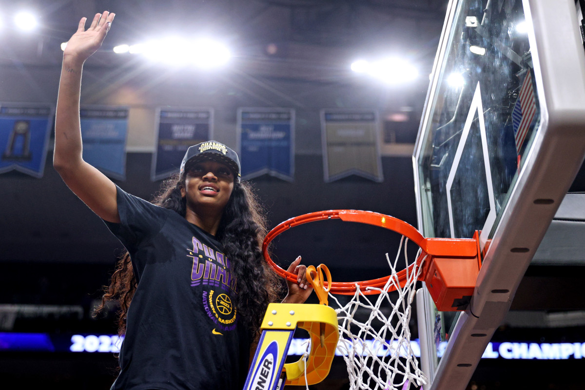 Angel Reese Stars In Major Commercial With Two Nba Stars The Spun