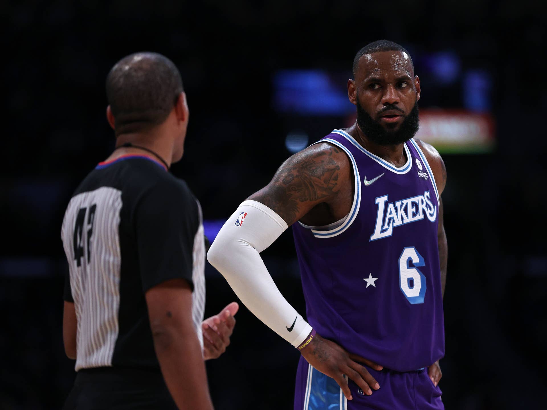 LeBron James' Instagram Post Had Fans Worried About Blockbuster Trade ...