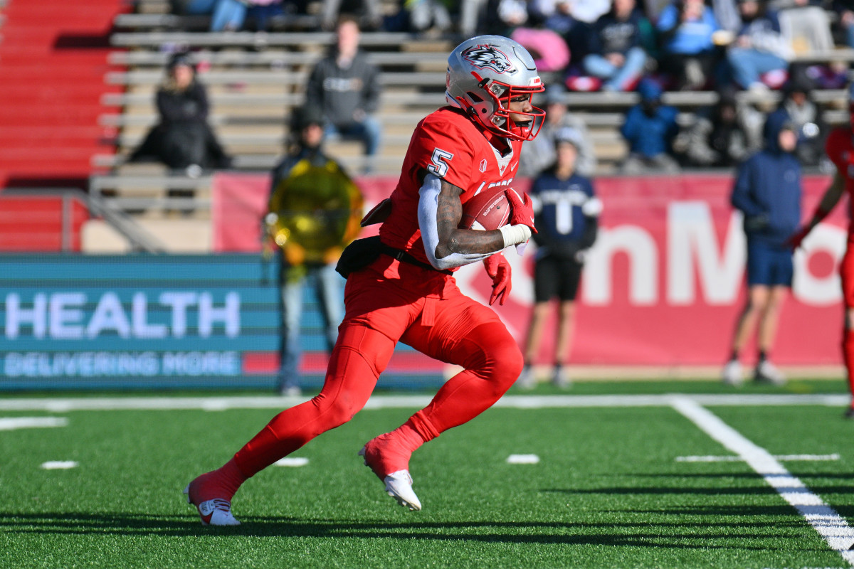 New Mexico Transfer RB Jacory Croskey-Merritt Flips His Commitment ...