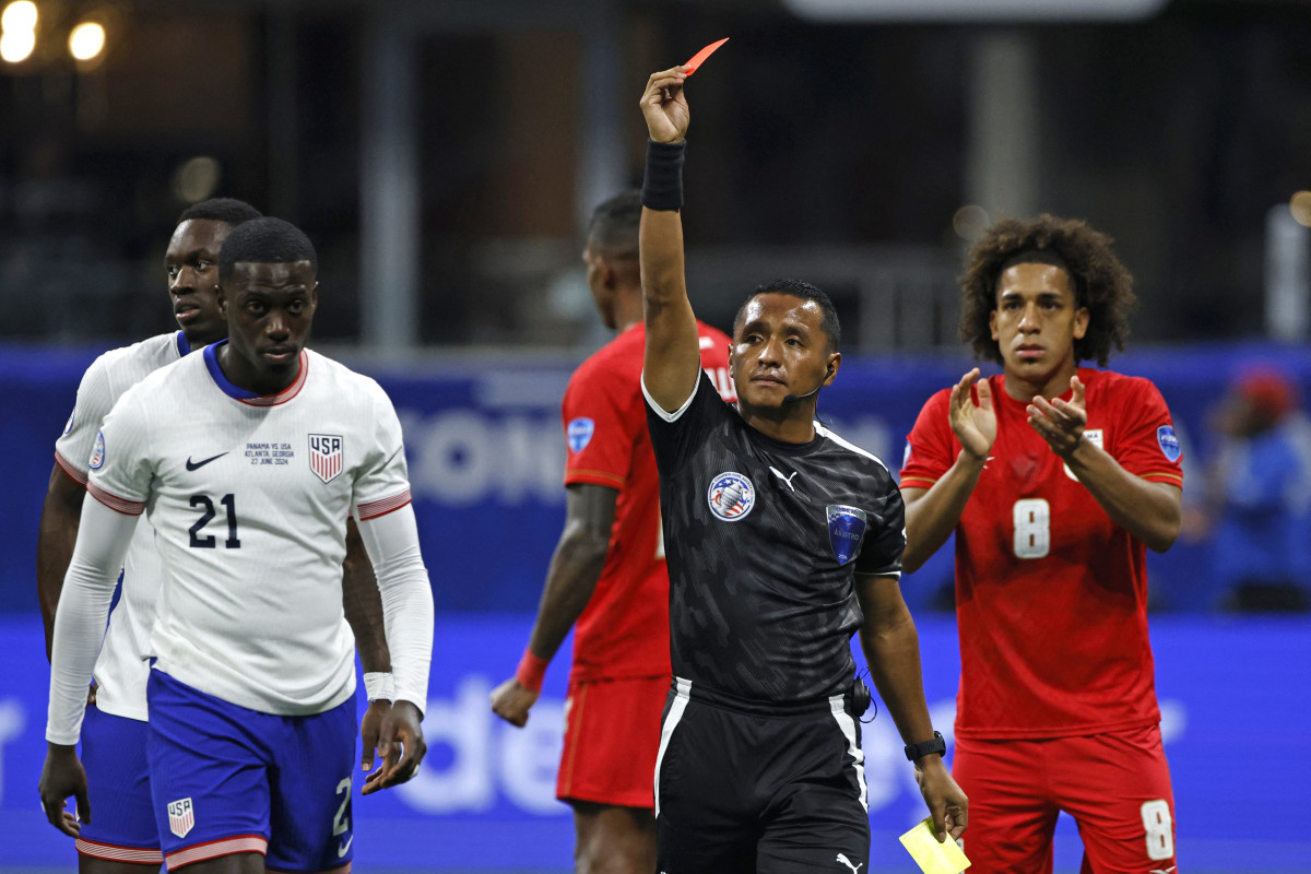 United States Soccer Player Tim Weah Receives Red Card For Appearing To ...