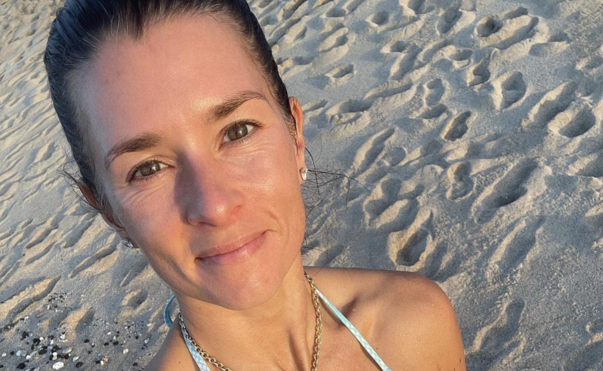 Danica Patrick Went Viral For Jaw-Dropping Swimsuit Photo On Vacation - The Spun