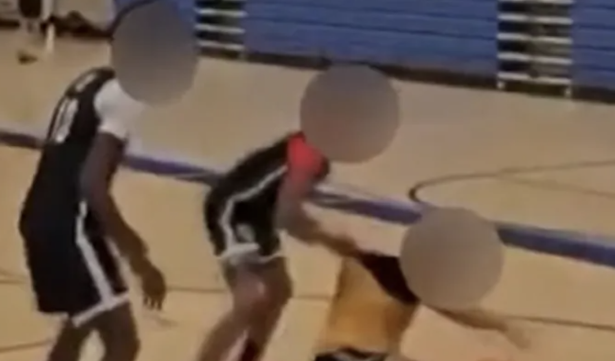 Sports Fans Appalled By Youth Basketball Player's Violent Act - The Spun