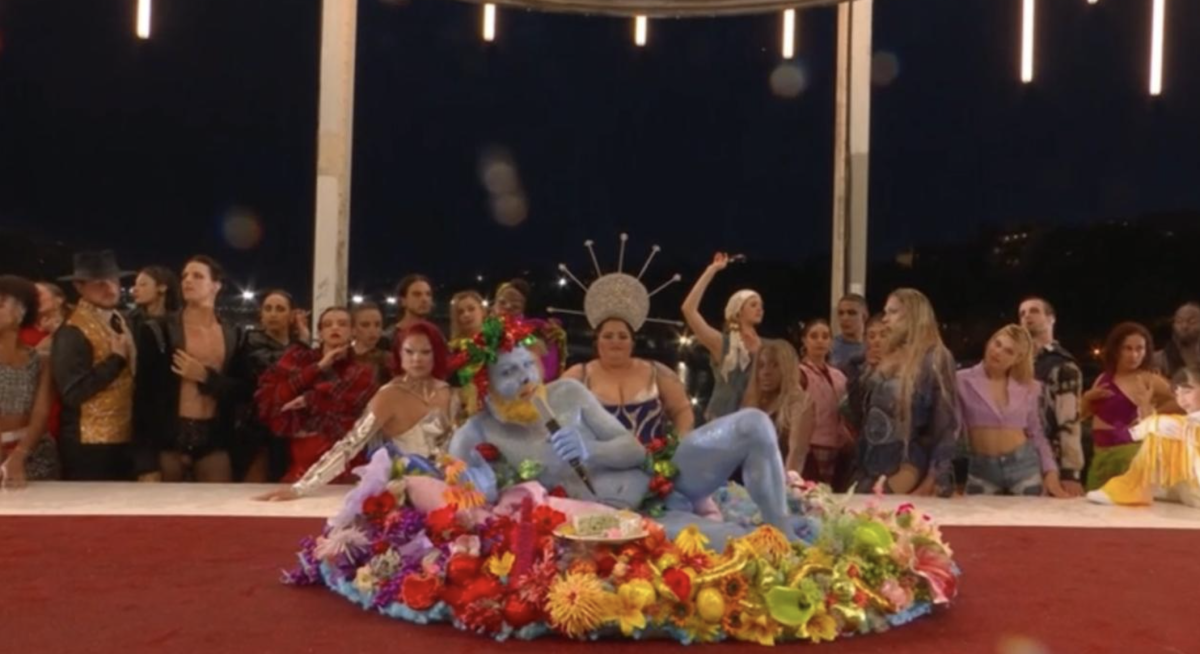 Paris Official Has Blunt Message For Anyone Offended By Opening ...