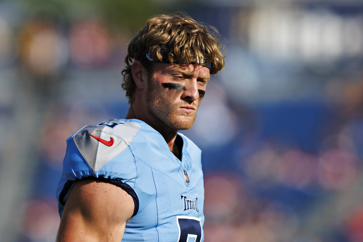 Everyone Compared Virginia Tech's QB To The Same Person After Awful ...