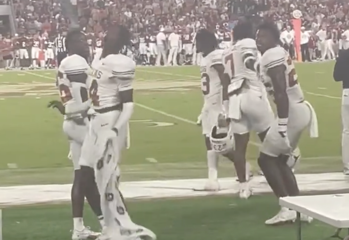 Alabama Fans Caught Yelling Racist Remarks To Texas Football Players ...