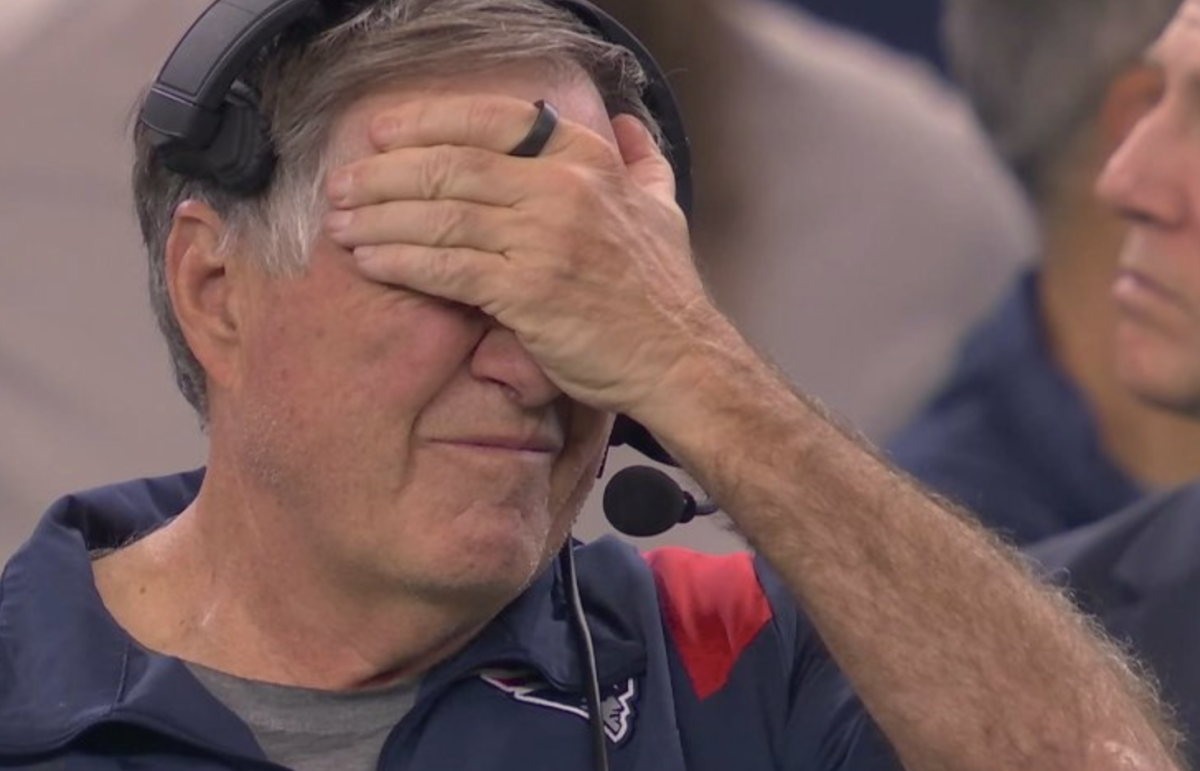 Bill Belichicks Sideline Reaction To Getting Blown Out Is Going Viral