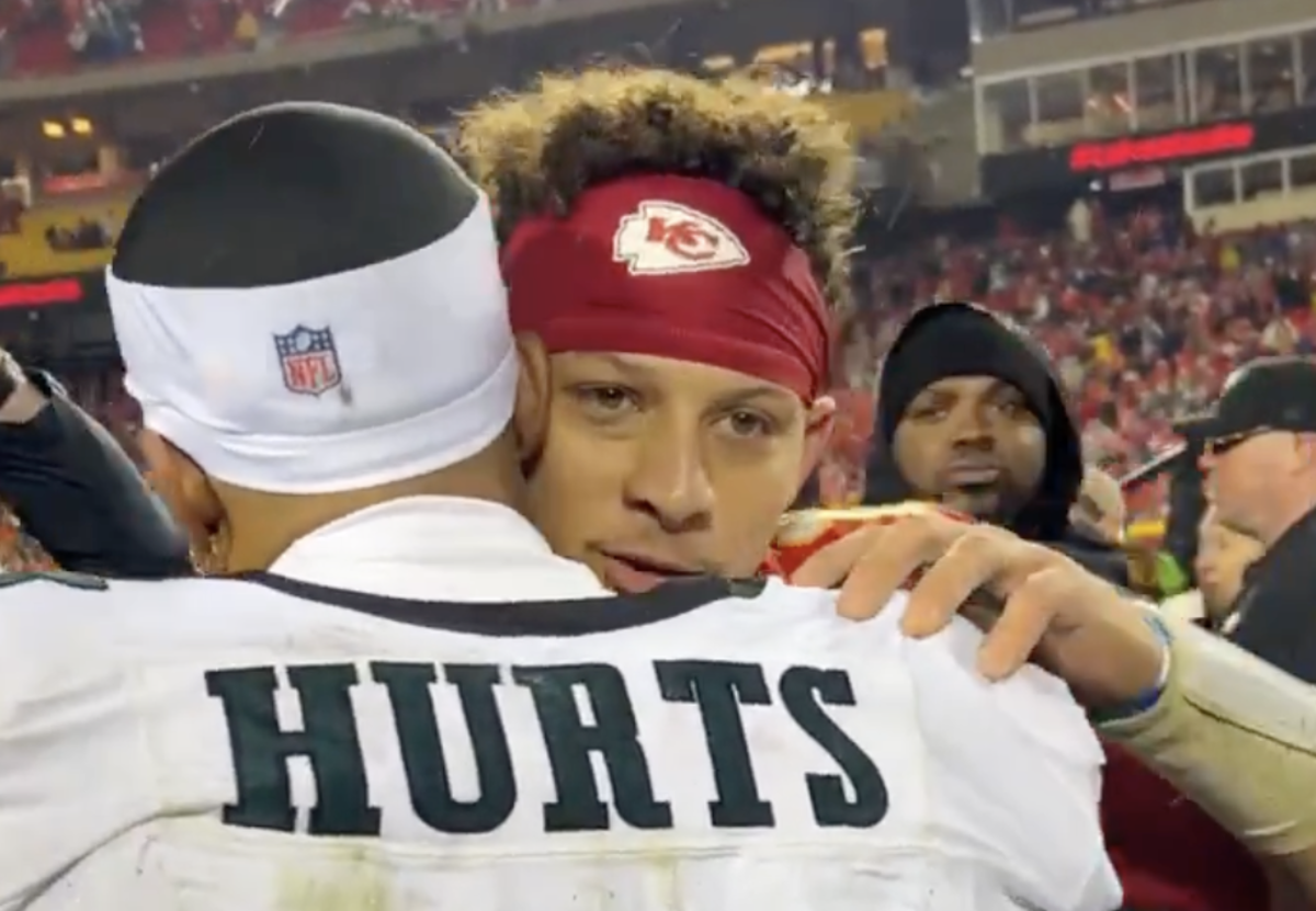 Patrick Mahomes Had Classy Message For Jalen Hurts In Postgame ... Patrick Mahomes Had Classy Message For Jalen Hurts In Postgame ...