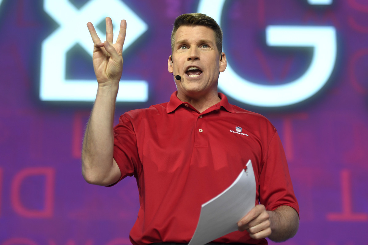 Scott Hanson Announces Decision On 'NFL RedZone' For 2025 Season - The Spun