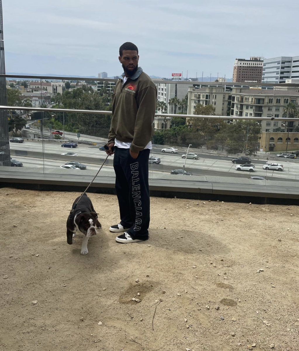 Photos: Caleb Williams Lives In Ridiculous L.A. Penthouse - The Spun