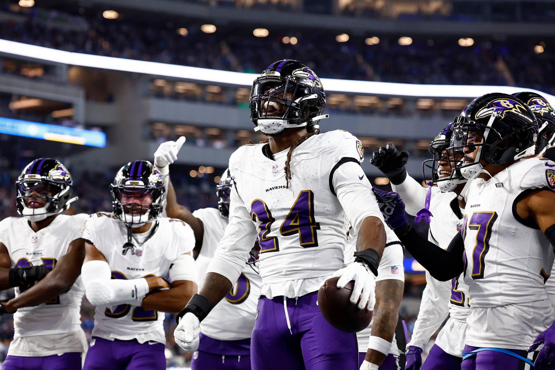 Ranking The 5 Best NFL Free Agents Still Available - The Spun