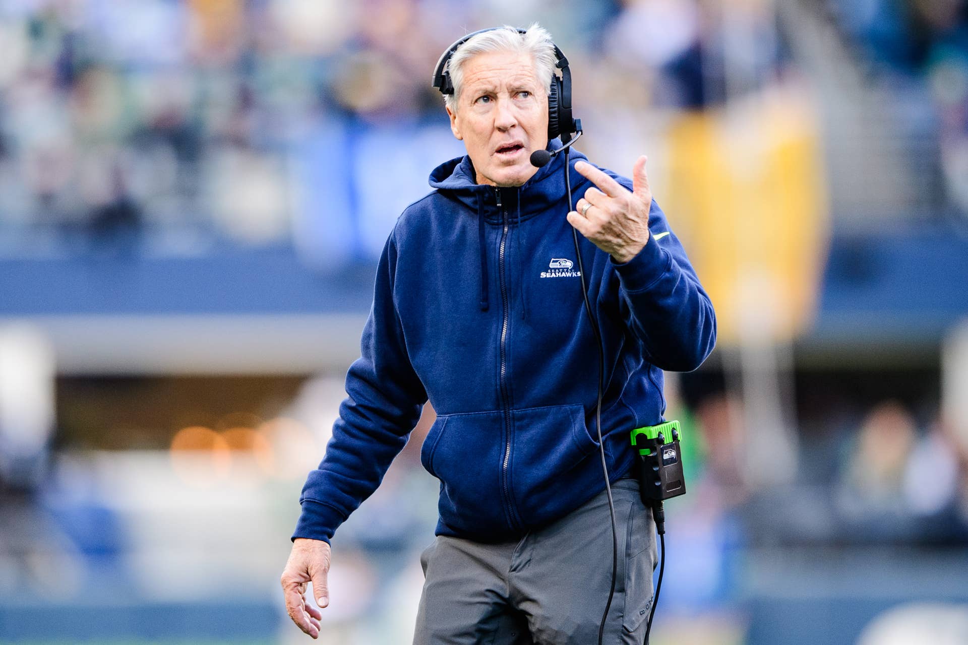 Raiders Coach Pete Carroll Makes Decision On College Class - The Spun