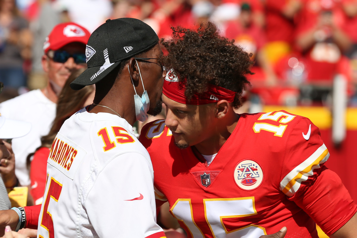 Here's How Much Pat Mahomes Sr. Is Getting Paid To Fight John Rocker - The Spun
