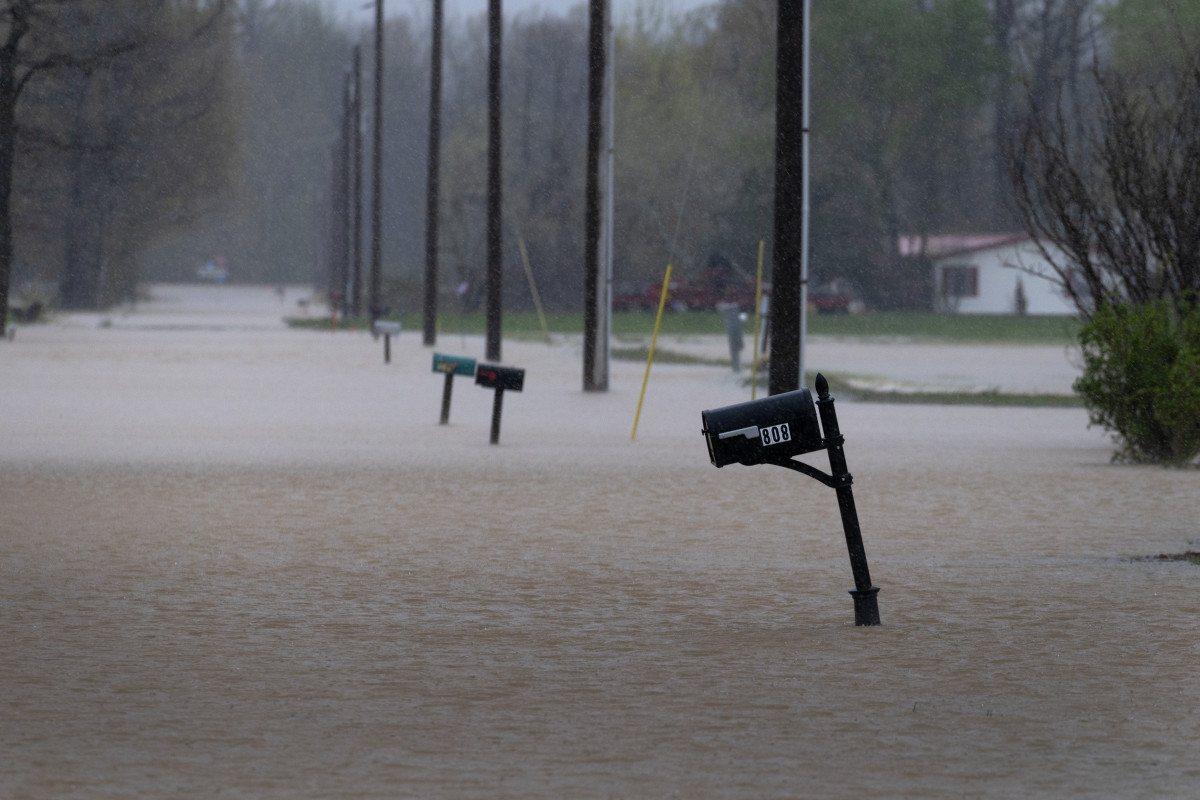 Flood Warning Issued For 3 U.S. States Sunday Night - The Spun